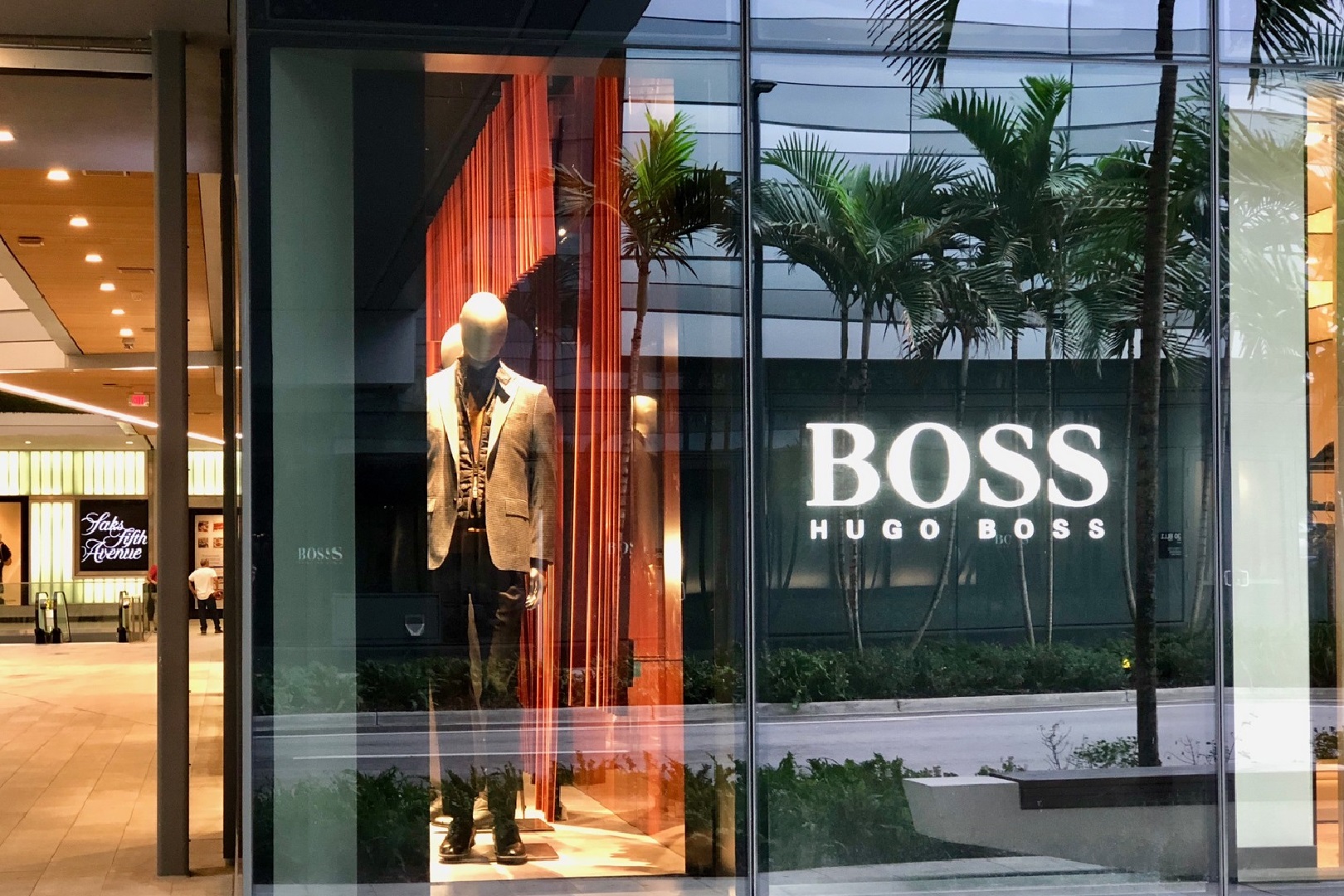 Panorama Tower - Neighborhood